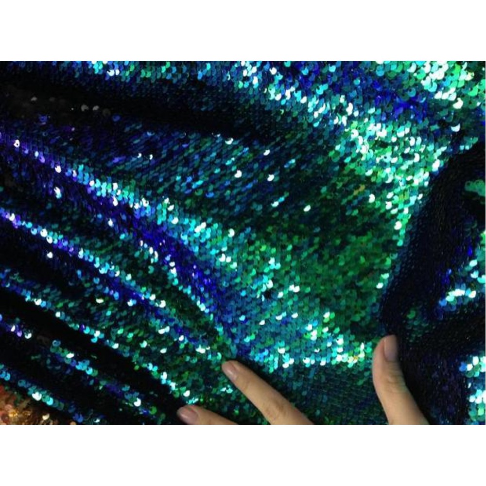 MAT49 iridescent Green mesh Fabric