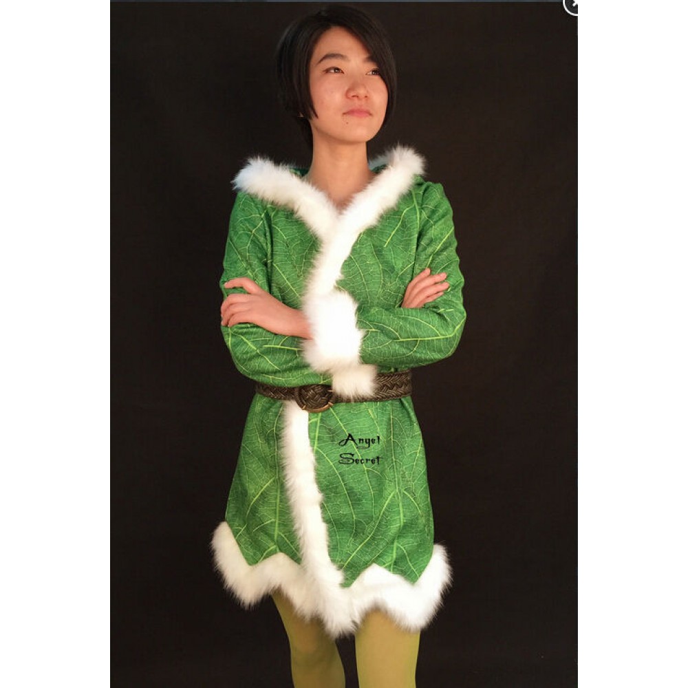 TK1 green Tinkerbell jacket with open to put the wings white furry trim ...