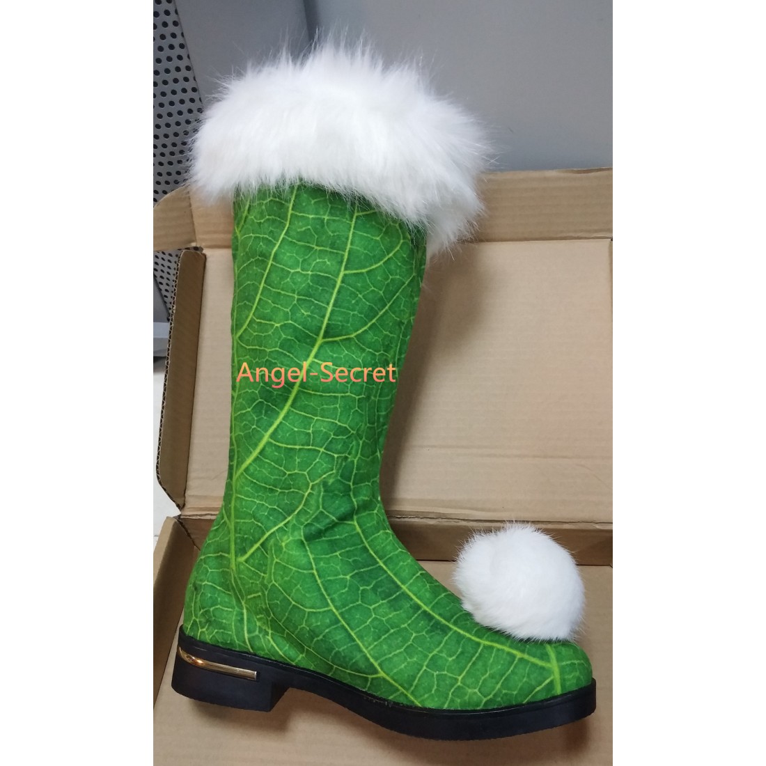 Tinkerbell boots furry